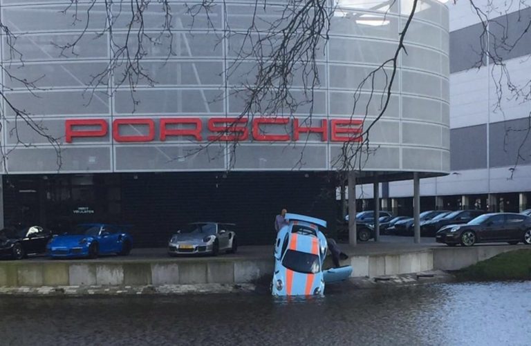 10 Photos That Perfectly Capture Amazing Fails – Blam! News Daily